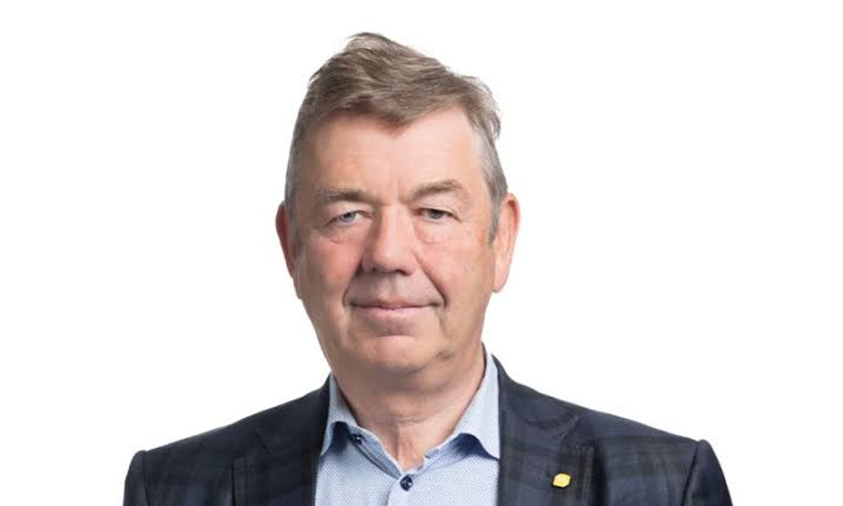 Tribute to Andrew Moor, President and CEO, Equitable Bank